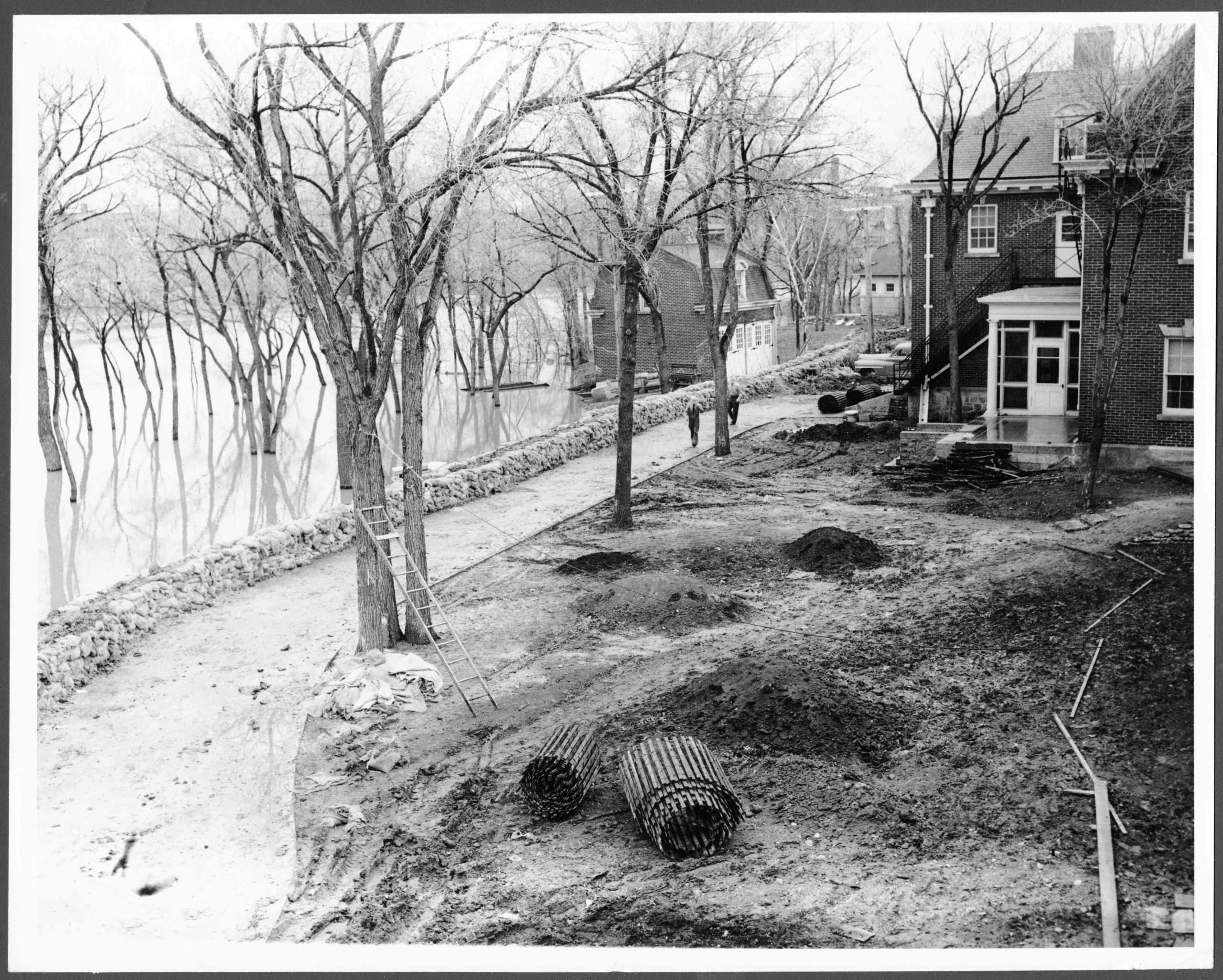 Muddied Waters and Monkey Trails – NiCHE